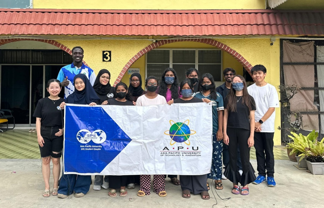 Bringing Smiles and Science to Teens Girl Home Shelter | APU